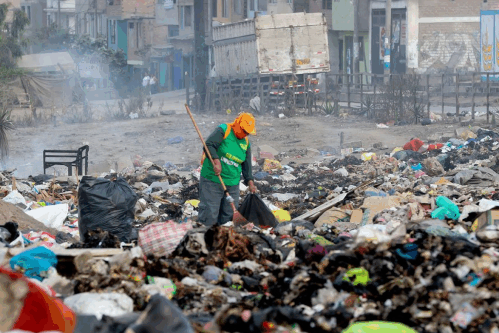Acumulación de basura en Lima: ¿cuáles son las obligaciones de los ...